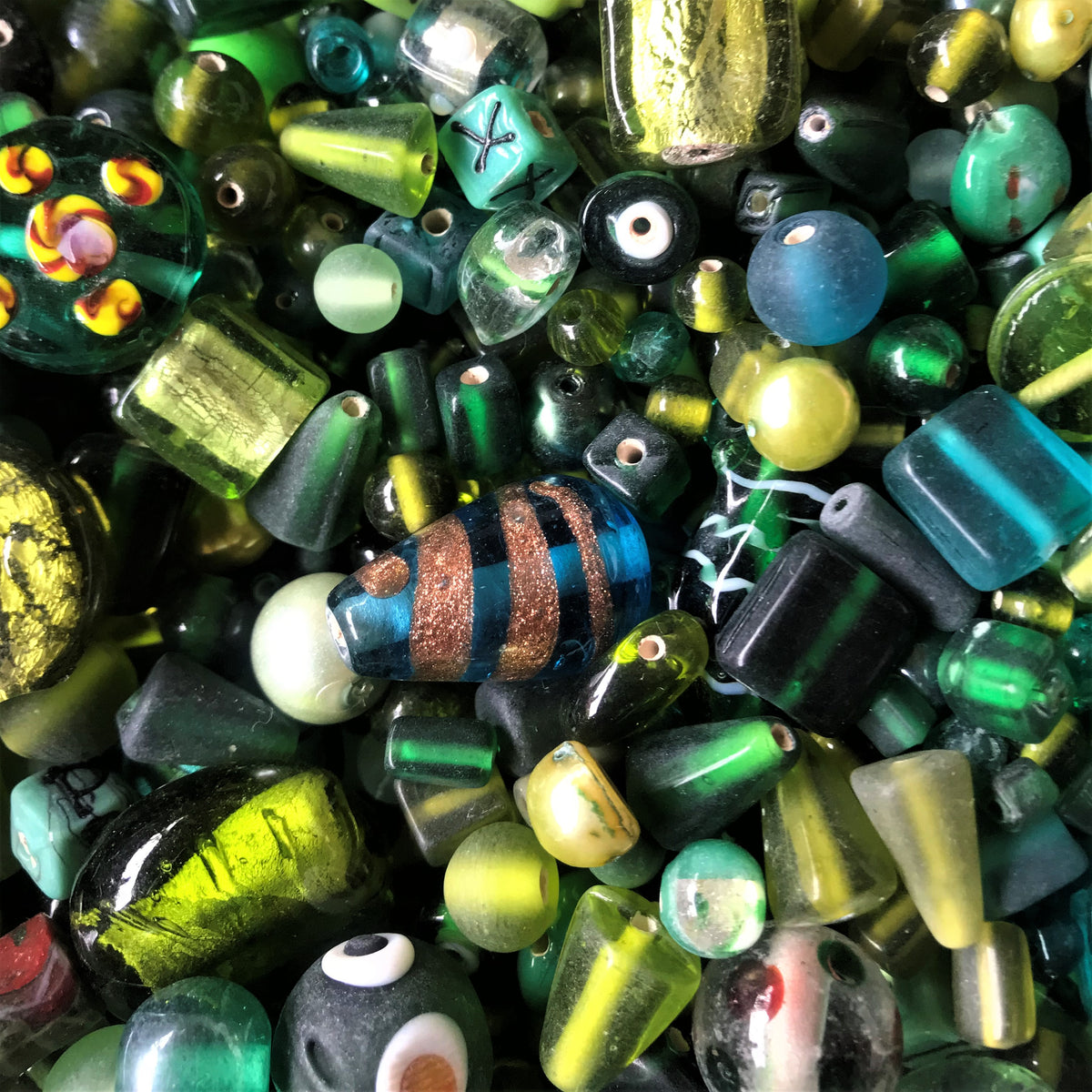 1kg – 1500pcs+ Forest Green Mixed All Bead Collection – All Shapes & S ...
